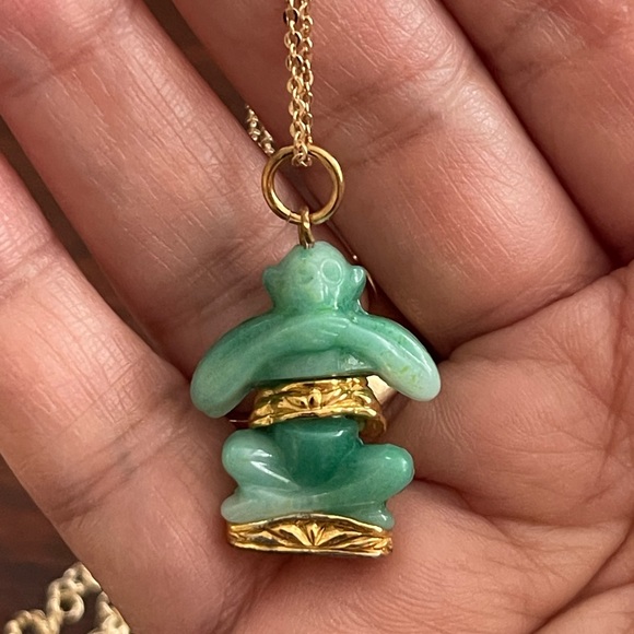 Vintage | Jewelry | 95s Green Lucite Monkey Gold Tone Pendant And Chain ...